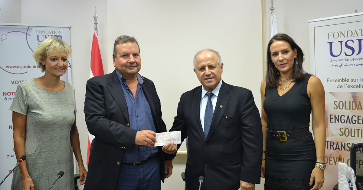 Don de la FFA Private Bank à l’USJ